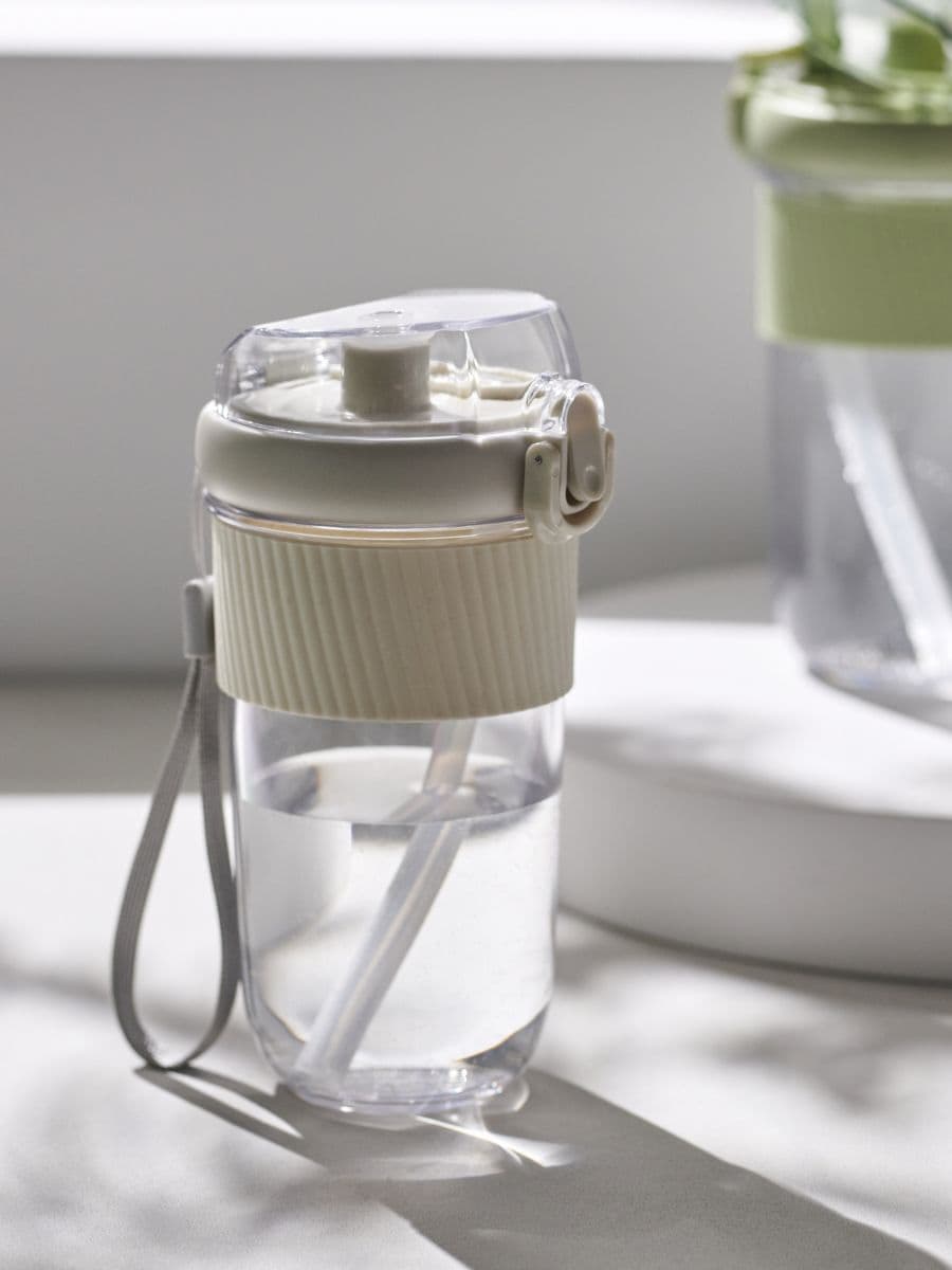 Εξοπλισμός κουζίνας στα καταστήματα Sinsay