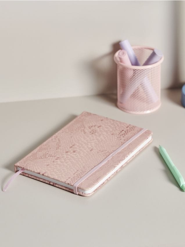 Notes A5 Kolor różowy - SINSAY - 312BQ-30X