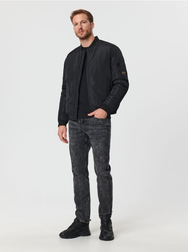 Jeans im Slim-Fit Farbe Schwarz - SINSAY - 5322F-99J